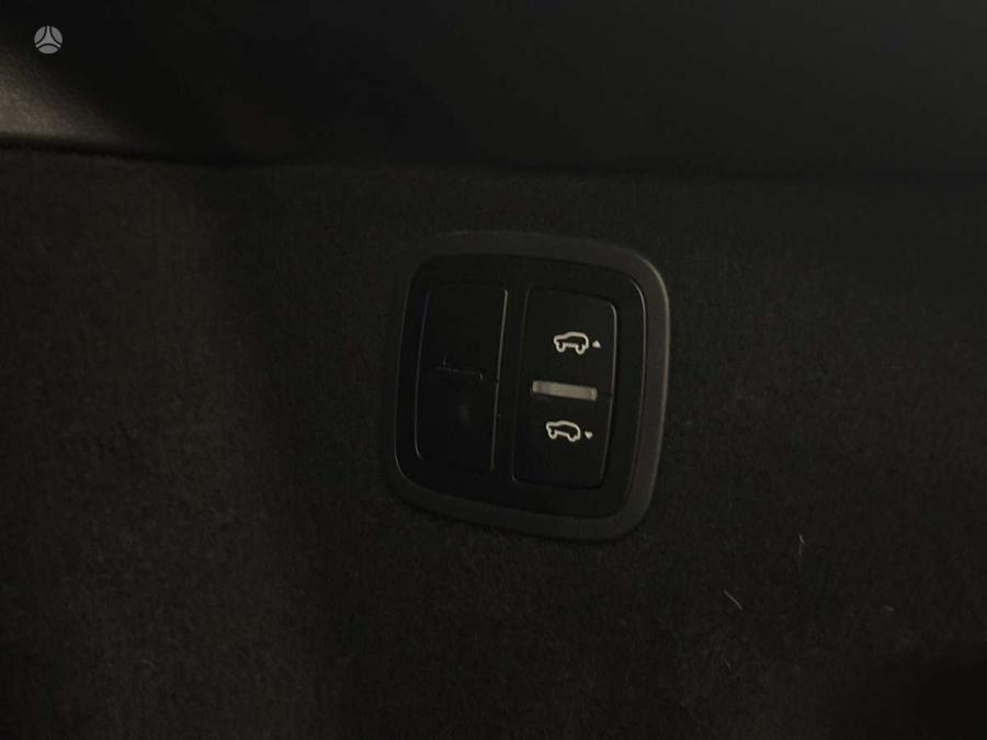 Balts Porsche Macan 2016 Viļņa, ar dzinēja tilpumu 1.98 L un nobraukumu 190 tūkst. km par 18790 €, foto 32 vietnē AUTOMOTO.COM.LV