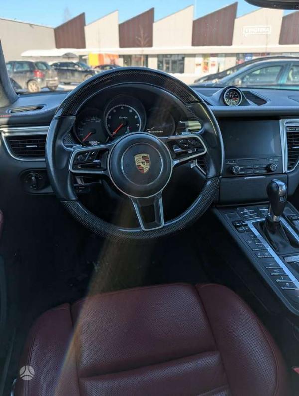 Balts Porsche Macan 2017 Viļņa, ar dzinēja tilpumu 3.60 L un nobraukumu 61 tūkst. km par 29500 €, foto 8 vietnē AUTOMOTO.COM.LV