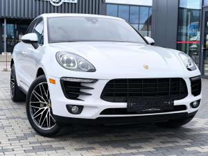 White Porsche Macan 2017 in Siauliai, with an engine capacity of 3.00 L and mileage of 190 thousand km for 23650 €, photo 30 on AUTOMOTO.COM.LV