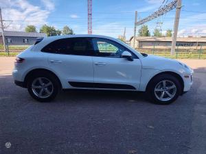 Balts Porsche Macan 2017 Šauļi, ar dzinēja tilpumu 2.00 L un nobraukumu 212 tūkst. km par 20700 €, foto 8 vietnē AUTOMOTO.COM.LV