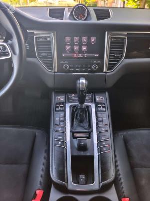 Balts Porsche Macan 2017 Šauļi, ar dzinēja tilpumu 2.00 L un nobraukumu 212 tūkst. km par 20700 €, foto 19 vietnē AUTOMOTO.COM.LV