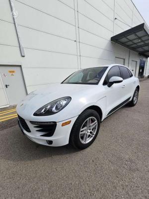 White Porsche Macan 2017 in Klaipeda, with an engine capacity of 1.98 L and mileage of 199 thousand km for 19900 €, photo 6 on AUTOMOTO.COM.LV
