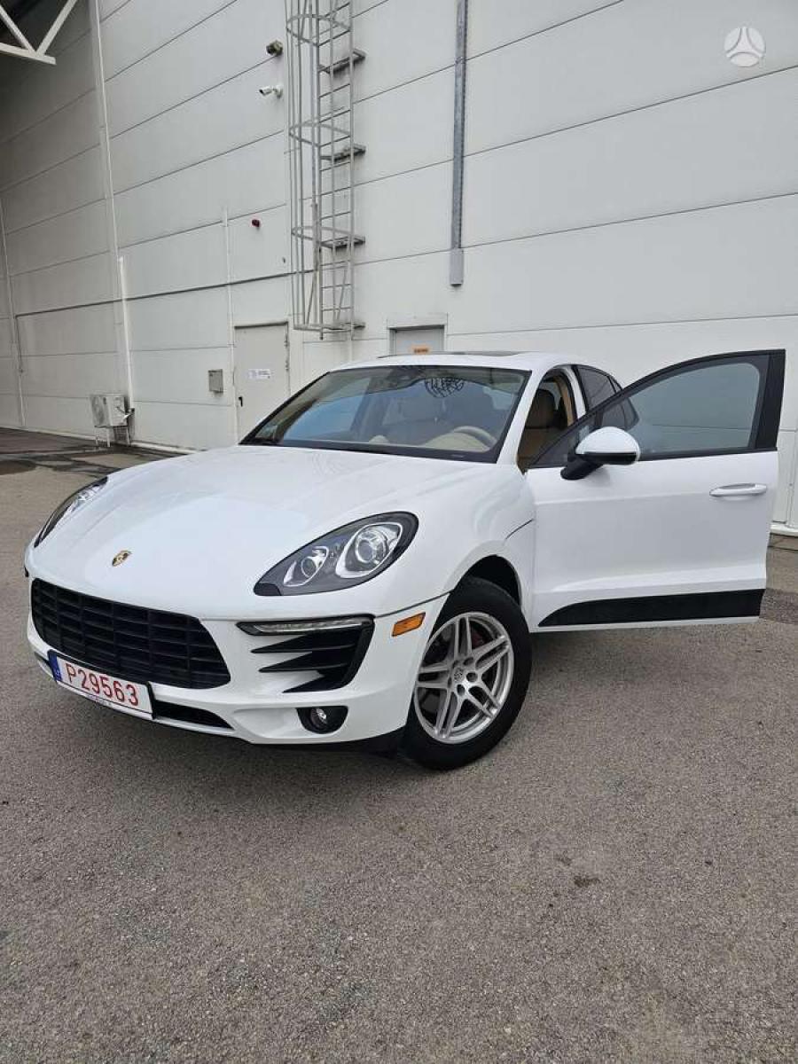 White Porsche Macan 2017 in Klaipeda, with an engine capacity of 1.98 L and mileage of 199 thousand km for 19900 €, photo 24 on AUTOMOTO.COM.LV