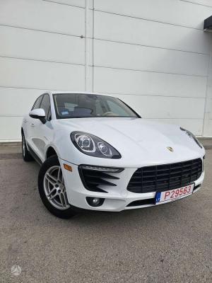 White Porsche Macan 2017 in Klaipeda, with an engine capacity of 1.98 L and mileage of 199 thousand km for 19900 €, photo 26 on AUTOMOTO.COM.LV
