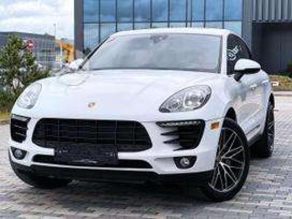 Balts Porsche Macan 2017 Šauļi, ar dzinēja tilpumu 3.00 L un nobraukumu 190 tūkst. km par 22900 €, foto 1 vietnē AUTOMOTO.COM.LV