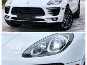 White Porsche Macan 2017 in Siauliai, with an engine capacity of 3.00 L and mileage of 190 thousand km for 22900 €, photo 4 on AUTOMOTO.COM.LV