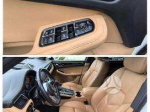 White Porsche Macan 2017 in Siauliai, with an engine capacity of 3.00 L and mileage of 190 thousand km for 22900 €, photo 8 on AUTOMOTO.COM.LV