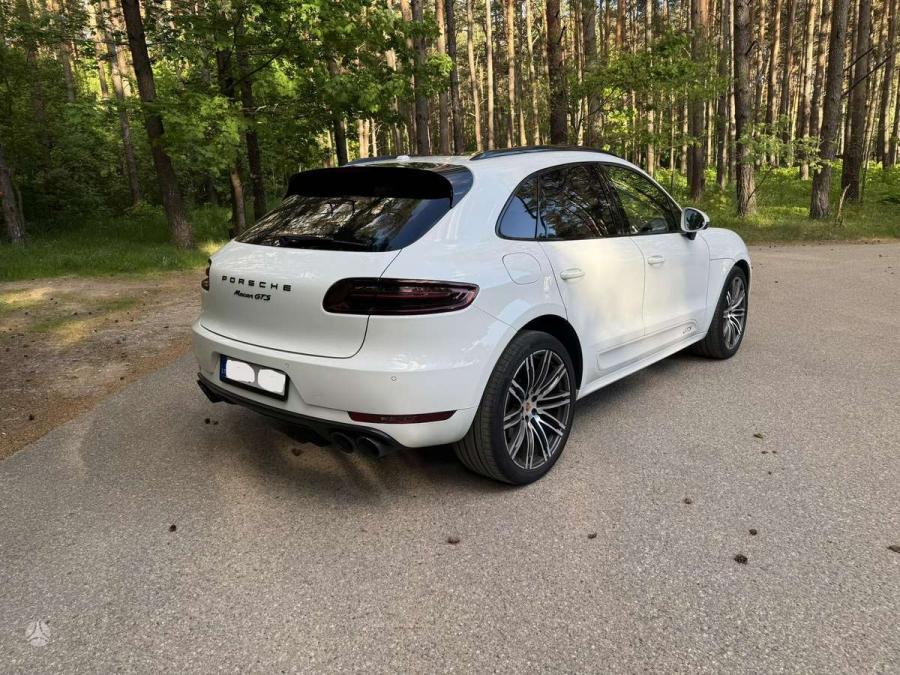 Balts Porsche Macan 2017 Viļņa, ar dzinēja tilpumu 3.00 L un nobraukumu 88 tūkst. km par 29700 €, foto 4 vietnē AUTOMOTO.COM.LV