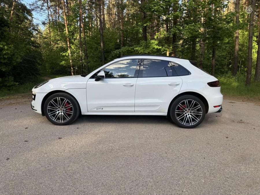 Balts Porsche Macan 2017 Viļņa, ar dzinēja tilpumu 3.00 L un nobraukumu 88 tūkst. km par 29700 €, foto 6 vietnē AUTOMOTO.COM.LV