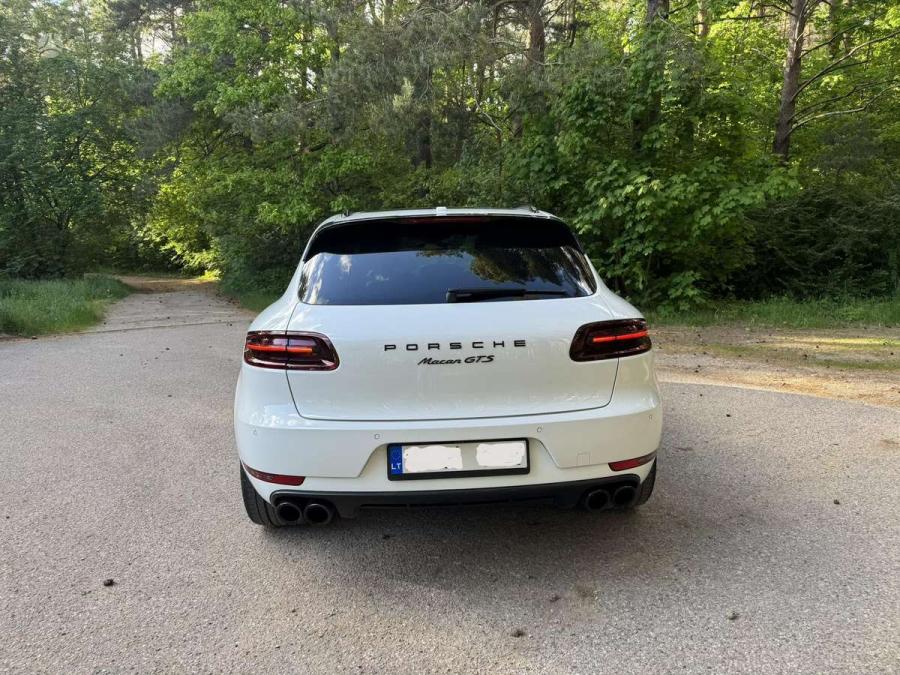 Balts Porsche Macan 2017 Viļņa, ar dzinēja tilpumu 3.00 L un nobraukumu 88 tūkst. km par 29700 €, foto 8 vietnē AUTOMOTO.COM.LV