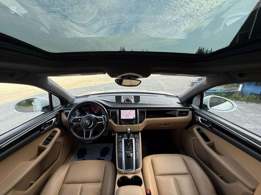 Balts Porsche Macan 2017 Viļņa, ar dzinēja tilpumu 1.98 L un nobraukumu 136 tūkst. km par 21499 €, foto 7 vietnē AUTOMOTO.COM.LV