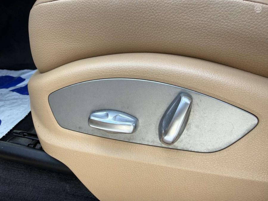 Balts Porsche Macan 2017 Viļņa, ar dzinēja tilpumu 1.98 L un nobraukumu 136 tūkst. km par 21499 €, foto 18 vietnē AUTOMOTO.COM.LV