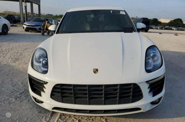 Balts Porsche Macan 2018 Klaipėda, ar dzinēja tilpumu 1.98 L un nobraukumu 85 tūkst. km par 12900 €, foto 1 vietnē AUTOMOTO.COM.LV