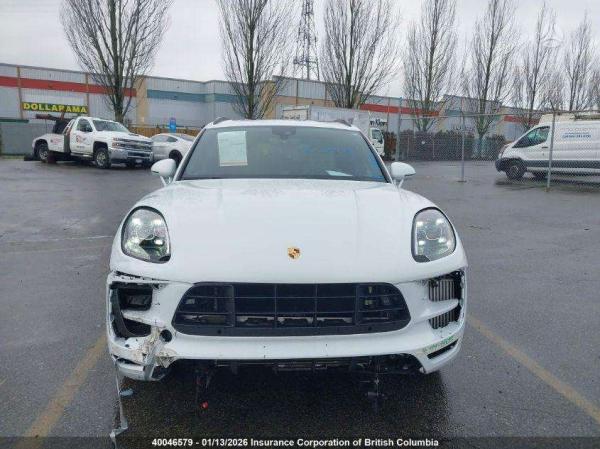 Balts Porsche Macan 2018 Alīta, ar dzinēja tilpumu 3.00 L un nobraukumu 44 tūkst. km par 29800 €, foto 4 vietnē AUTOMOTO.COM.LV