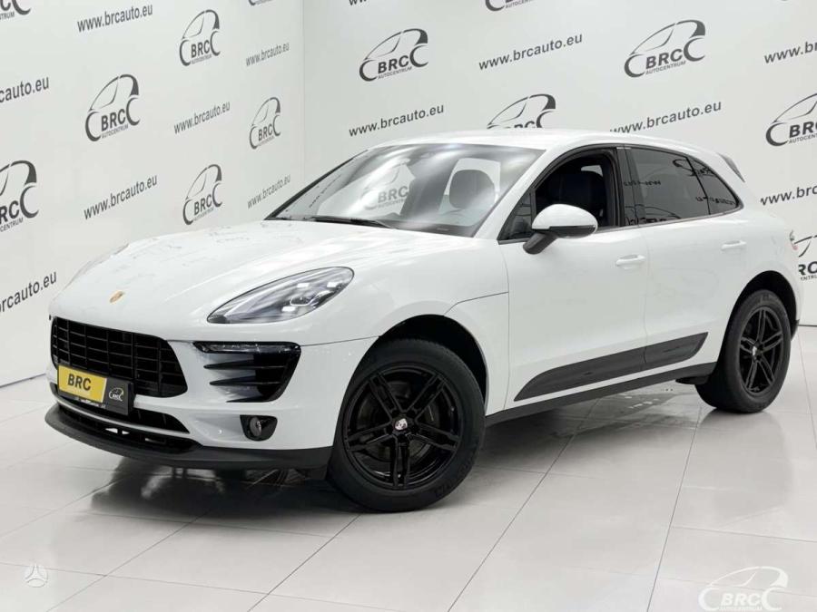 White Porsche Macan 2018 in Vilnius, with an engine capacity of 1.98 L and mileage of 58 thousand km for 27900 €, photo 1 on AUTOMOTO.COM.LV