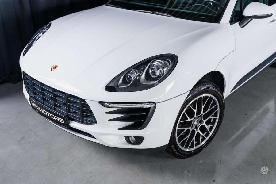Balts Porsche Macan 2018 Viļņa, ar dzinēja tilpumu 1.98 L un nobraukumu 66 tūkst. km par 28000 €, foto 8 vietnē AUTOMOTO.COM.LV