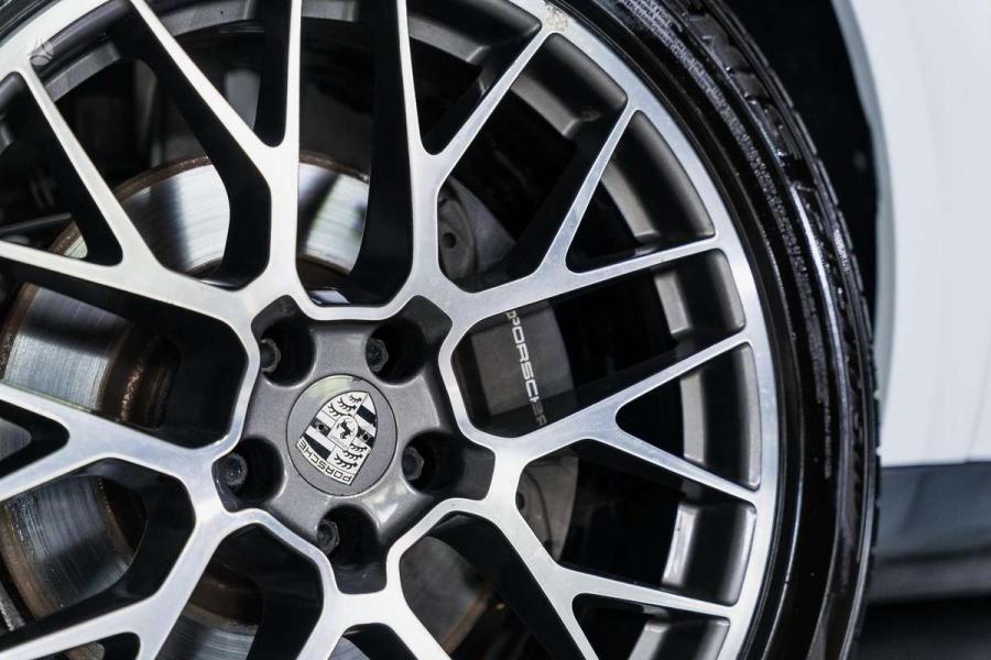 Balts Porsche Macan 2018 Viļņa, ar dzinēja tilpumu 1.98 L un nobraukumu 66 tūkst. km par 28000 €, foto 11 vietnē AUTOMOTO.COM.LV