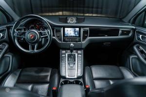 Balts Porsche Macan 2018 Viļņa, ar dzinēja tilpumu 1.98 L un nobraukumu 66 tūkst. km par 28000 €, foto 23 vietnē AUTOMOTO.COM.LV
