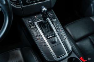 Balts Porsche Macan 2018 Viļņa, ar dzinēja tilpumu 1.98 L un nobraukumu 66 tūkst. km par 28000 €, foto 26 vietnē AUTOMOTO.COM.LV