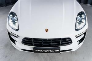 White Porsche Macan 2018 in Vilnius, with an engine capacity of 3.00 L and mileage of 77 thousand km for 37000 €, photo 15 on AUTOMOTO.COM.LV