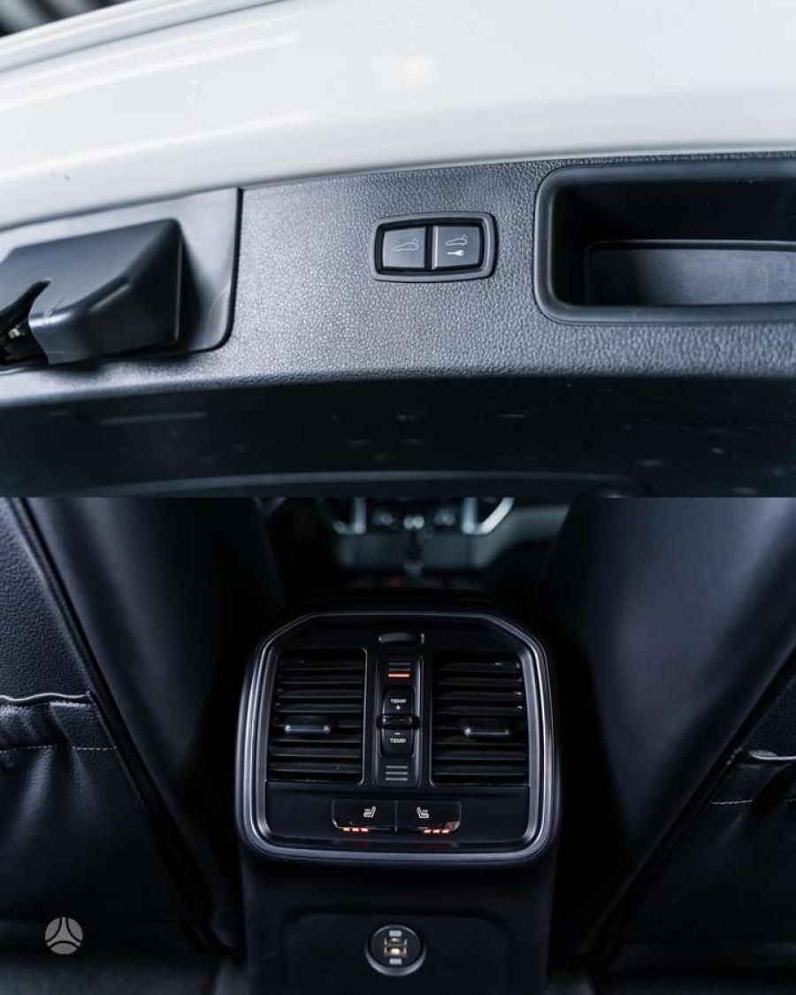 White Porsche Macan 2018 in Vilnius, with an engine capacity of 3.00 L and mileage of 77 thousand km for 37000 €, photo 35 on AUTOMOTO.COM.LV