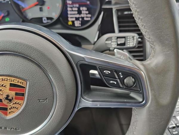 Balts Porsche Macan 2018 Viļņa, ar dzinēja tilpumu 3.00 L un nobraukumu 111 tūkst. km par 28450 €, foto 10 vietnē AUTOMOTO.COM.LV