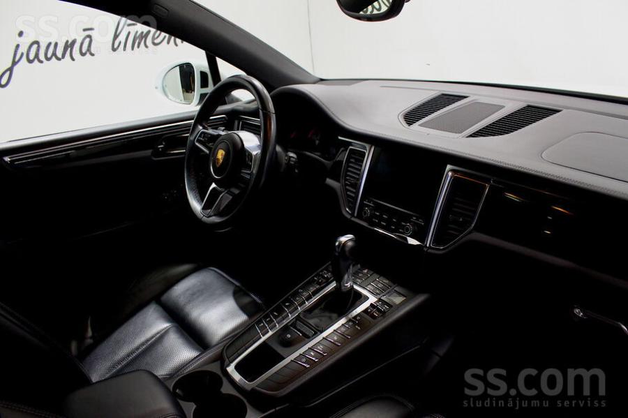 Balts Porsche Macan 2018 Rīga, ar dzinēja tilpumu 3.00 L un nobraukumu 115 tūkst. km par 45000 €, foto 20 vietnē AUTOMOTO.COM.LV
