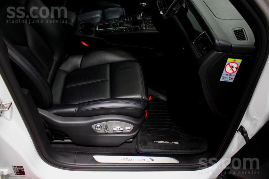 Balts Porsche Macan 2018 Rīga, ar dzinēja tilpumu 3.00 L un nobraukumu 115 tūkst. km par 45000 €, foto 21 vietnē AUTOMOTO.COM.LV