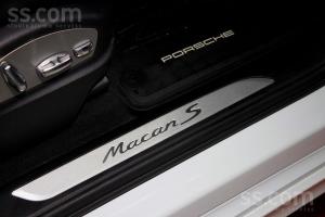 Balts Porsche Macan 2018 Rīga, ar dzinēja tilpumu 3.00 L un nobraukumu 115 tūkst. km par 45000 €, foto 22 vietnē AUTOMOTO.COM.LV