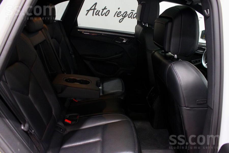 Balts Porsche Macan 2018 Rīga, ar dzinēja tilpumu 3.00 L un nobraukumu 115 tūkst. km par 45000 €, foto 24 vietnē AUTOMOTO.COM.LV
