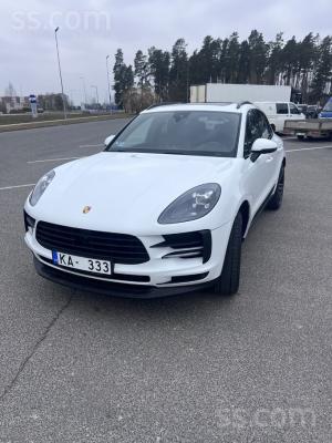 White Porsche Macan 2019 in Riga, with an engine capacity of 2.00 L and mileage of 103 thousand km for 39000 €, photo  on AUTOMOTO.COM.LV