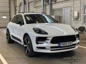 White Porsche Macan 2019 in Tartu, with an engine capacity of 3.00 L and mileage of 108 thousand km for 49950 €, photo 3 on AUTOMOTO.COM.LV