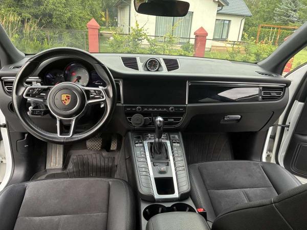 Balts Porsche Macan 2019 Šauļi, ar dzinēja tilpumu 3.00 L un nobraukumu 127 tūkst. km par 33000 €, foto 8 vietnē AUTOMOTO.COM.LV