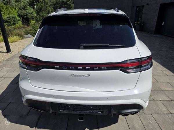 White Porsche Macan 2019 in Marijampole, with an engine capacity of 3.00 L and mileage of 83 thousand km for 29999 €, photo 9 on AUTOMOTO.COM.LV