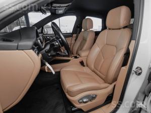 Balts Porsche Macan 2020 Rīga, ar dzinēja tilpumu 2.00 L un nobraukumu 72 tūkst. km par 37900 €, foto 6 vietnē AUTOMOTO.COM.LV
