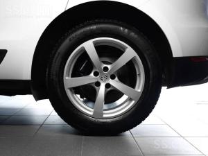 Balts Porsche Macan 2020 Rīga, ar dzinēja tilpumu 2.00 L un nobraukumu 72 tūkst. km par 37900 €, foto 17 vietnē AUTOMOTO.COM.LV