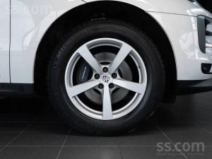 Balts Porsche Macan 2020 Rīga, ar dzinēja tilpumu 2.00 L un nobraukumu 72 tūkst. km par 37900 €, foto 19 vietnē AUTOMOTO.COM.LV