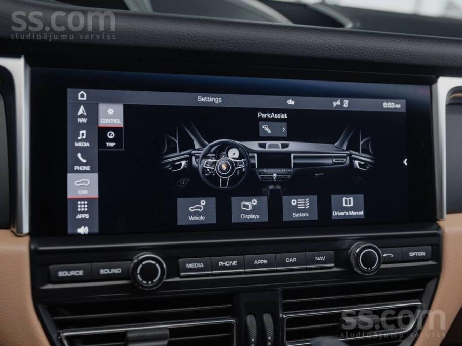 Balts Porsche Macan 2020 Rīga, ar dzinēja tilpumu 2.00 L un nobraukumu 72 tūkst. km par 37900 €, foto 23 vietnē AUTOMOTO.COM.LV