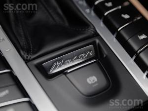 Balts Porsche Macan 2020 Rīga, ar dzinēja tilpumu 2.00 L un nobraukumu 72 tūkst. km par 37900 €, foto 29 vietnē AUTOMOTO.COM.LV