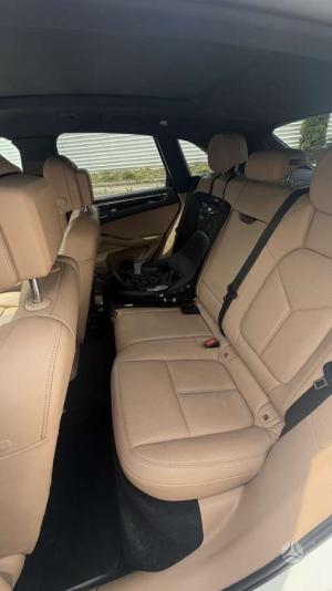 Balts Porsche Macan 2020 Rīga, ar dzinēja tilpumu 2.89 L un nobraukumu 87 tūkst. km par 42000 €, foto 8 vietnē AUTOMOTO.COM.LV