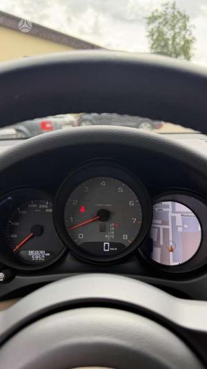 Balts Porsche Macan 2020 Rīga, ar dzinēja tilpumu 2.89 L un nobraukumu 87 tūkst. km par 42000 €, foto 11 vietnē AUTOMOTO.COM.LV