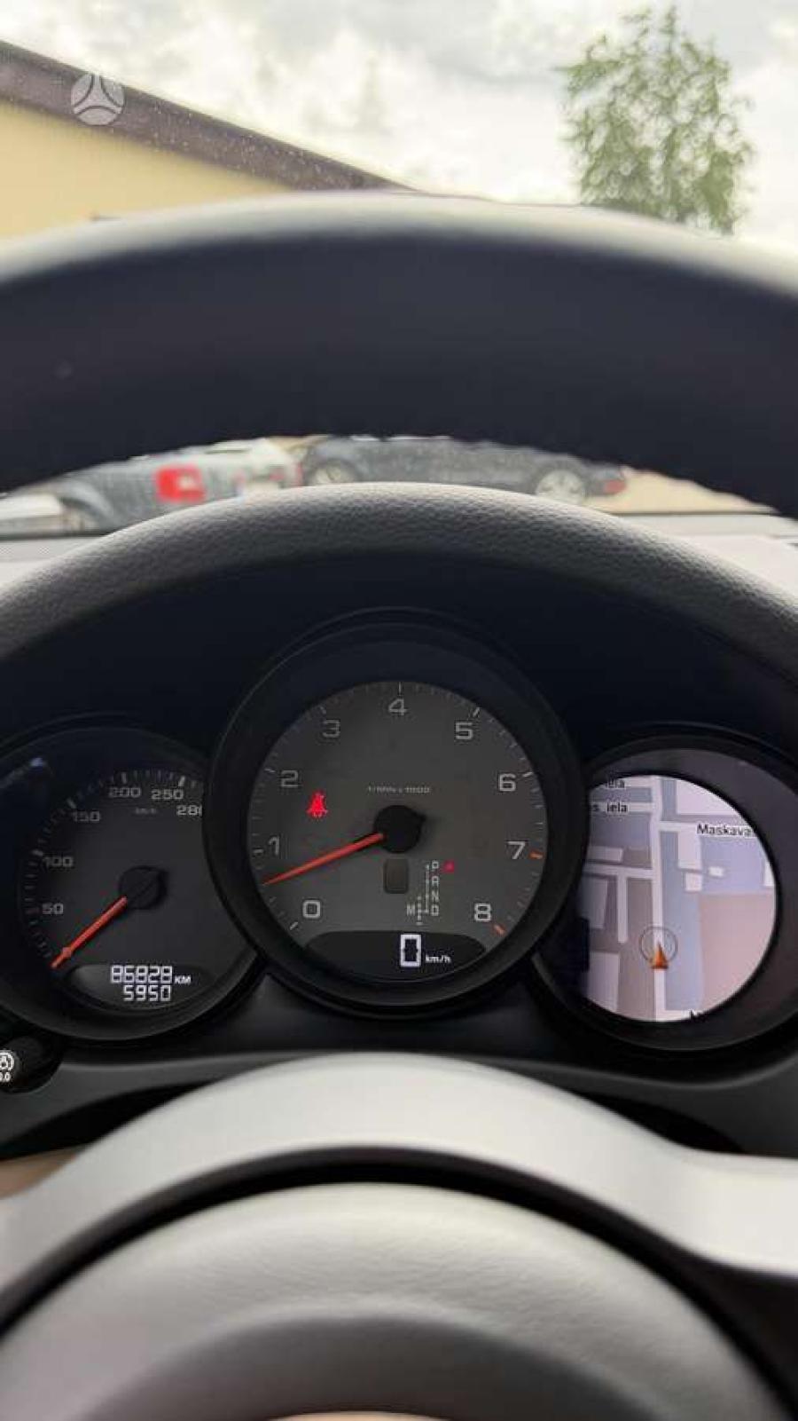 Balts Porsche Macan 2020 Rīga, ar dzinēja tilpumu 2.89 L un nobraukumu 87 tūkst. km par 42000 €, foto 11 vietnē AUTOMOTO.COM.LV