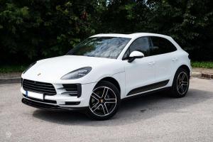 White Porsche Macan 2021 in Klaipeda, with an engine capacity of 1.98 L and mileage of 105 thousand km for 39500 €, photo  on AUTOMOTO.COM.LV
