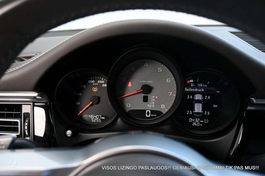 Balts Porsche Macan 2021 Kretinga, ar dzinēja tilpumu 3.00 L un nobraukumu 45 tūkst. km par 38999 €, foto 35 vietnē AUTOMOTO.COM.LV
