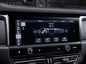 White Porsche Macan 2023 in Riga, with an engine capacity of 2.00 L and mileage of 64 thousand km for 59900 €, photo 25 on AUTOMOTO.COM.LV