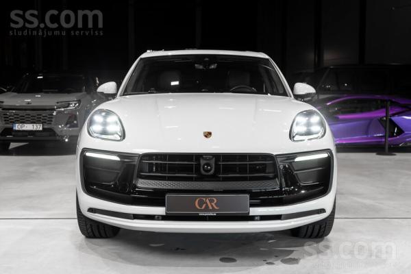 White Porsche Macan 2024 in Riga, with an engine capacity of 3.00 L and mileage of 8 thousand km for 85000 €, photo 2 on AUTOMOTO.COM.LV