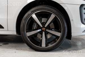 Balts Porsche Macan 2024 Rīga, ar dzinēja tilpumu 3.00 L un nobraukumu 8 tūkst. km par 85000 €, foto 8 vietnē AUTOMOTO.COM.LV
