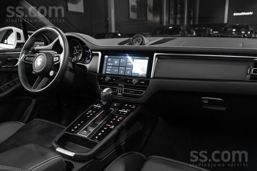White Porsche Macan 2024 in Riga, with an engine capacity of 3.00 L and mileage of 8 thousand km for 85000 €, photo 13 on AUTOMOTO.COM.LV