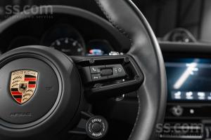 White Porsche Macan 2024 in Riga, with an engine capacity of 3.00 L and mileage of 8 thousand km for 85000 €, photo 25 on AUTOMOTO.COM.LV