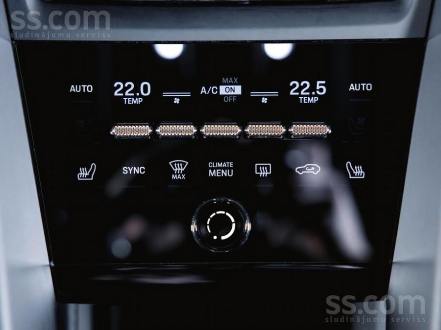 Balts Porsche Macan 2024 Rīga, ar dzinēja tilpumu 0.00 L un nobraukumu 27 tūkst. km par 86990 €, foto 9 vietnē AUTOMOTO.COM.LV